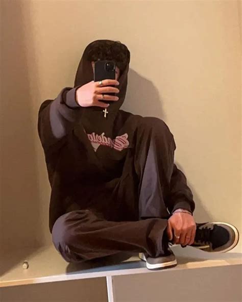 جذاب ترین عکس پروفایل پسرانه طبیعی 2025 مخصوص پسرای خفن