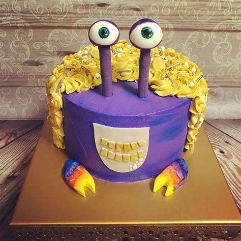 Image Result For Tamatoa Party 3rd Birthday Cakes Moana Birthday