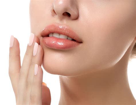 7 Natural Remedies For Chapped Lips Web Health Wire