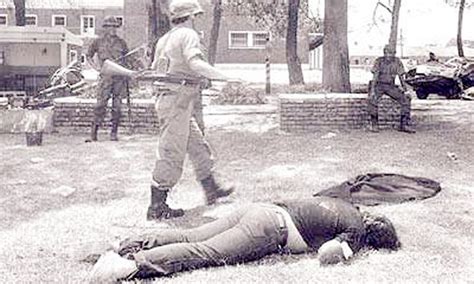 El Asalto Al Cuartel De La Tablada Crónica A Sangre Y Fuego Del último