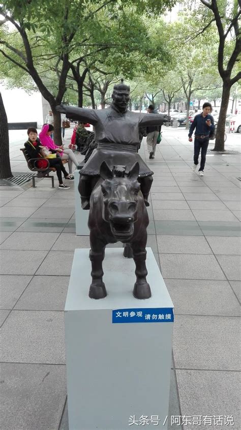 實拍：杭州西湖邊，歷史文化五張組圖，你認得幾個？ 每日頭條