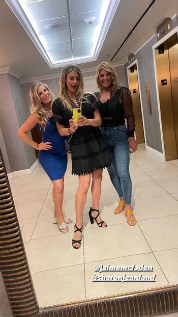 Nicole Sciacca Feet Aznudefeet