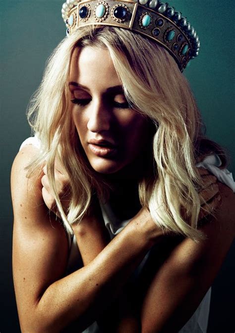 Best Images About Ellie Goulding On Pinterest Ellie Goulding Live Ellie Goulding Concert