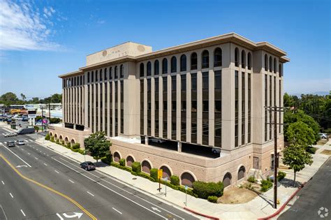 13245 Riverside Dr Sherman Oaks Ca 91423 Loopnet