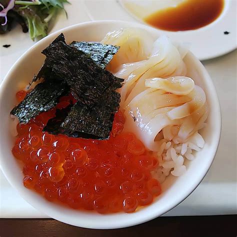 佐久田俊行さんのインスタグラム写真 佐久田俊行instagram 「イカとイクラ。他人丼？痛風丼？プリン体丼？ プロレス