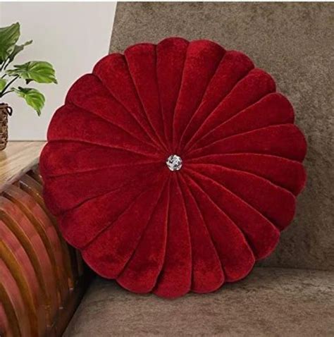 Polyester Filled Cushion For Home Size 18x18 Inch At Rs 250piece In