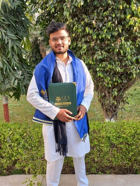 Kapil Dwivedi On Linkedin Education Graduated Blessed Graduation