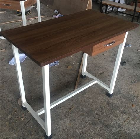 30 Inches Iron Class Room Teacher Table At ₹ 5000piece In Vasai Id