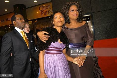 Angela Bassett 2005 Photos And Premium High Res Pictures Getty Images