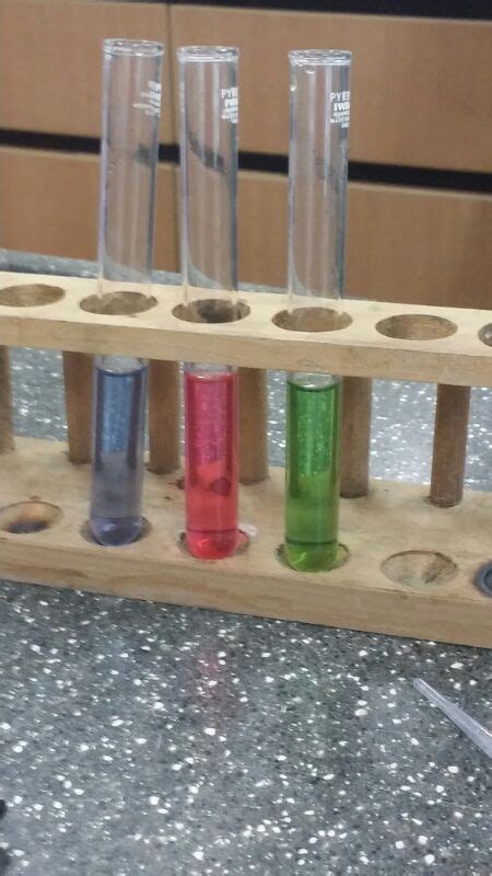 Acids And Alkaline Experiment 1e2 Jolene Ng Kah Neng