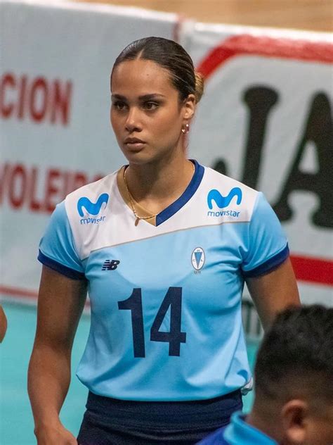 Flavia Montes La Miss Orbe Perú Que Brilla En La Liga Nacional De
