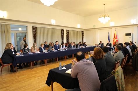 Седница на работната група за подготвување на предлог иницијативата за уставни измени