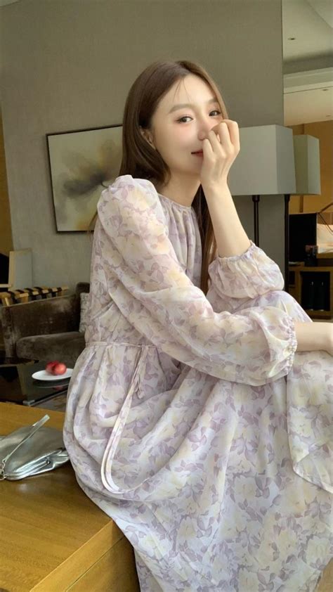 베이지하루 여리핏 원피스 롱원피스 드레스 입술넥 긴팔 허리끈 쉬폰 꽃무늬 플라워 프린트 복고 플레어 셔링 주름 루즈핏 봄 여름 간절기 30대 40대 여성 여자 레이디