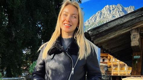 Anna Carina Woitschack Sie Zeigt Sich Mit Neuer Frisur Hot Sex Picture