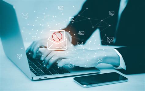 Over 5 000 Fake Microsoft Notifications Spark Phishing Campaigns