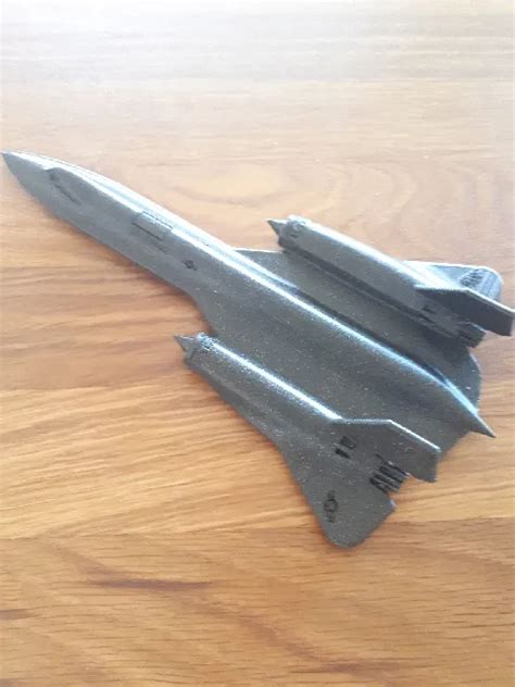 Make Of Assembled Sr 71 Blackbird With Assembled Improved Base At 150