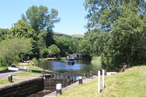 Cruise Guide To The Rochdale Canal Canal Boat