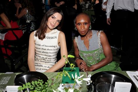 Emily Ratajkowskis Literary Fashion Statement Art Meets Style At Wsj Innovator Awards • Celebmafia