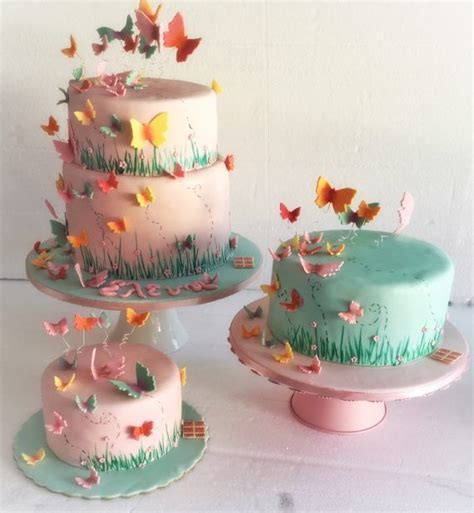 Αποτέλεσμα εικόνας για πεταλουδες τουρτα γενεθλιων