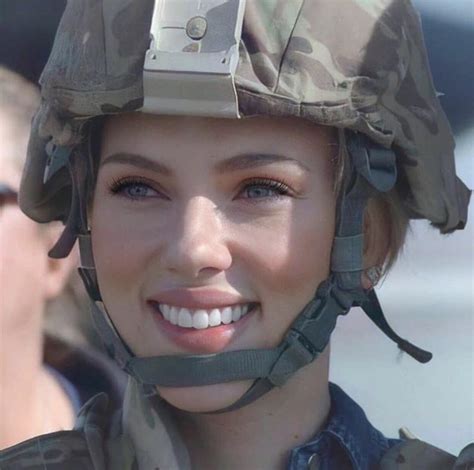 Scarlett Johansson Scrolller Scarlett Johansson Scrolller