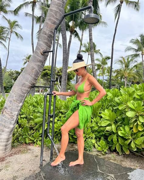 Inside Nicole Scherzingers Romantic Trip To Hawaii With Fiancé Thom