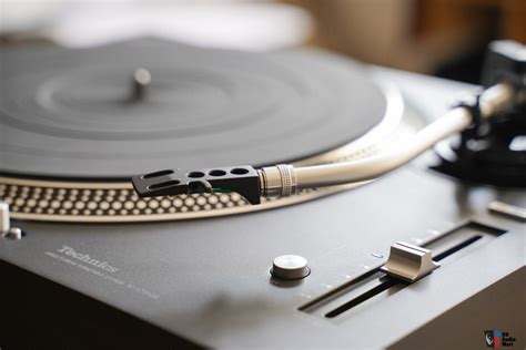 Technics Sl 1210gr Direct Drive Turntable Photo 3996275 Uk Audio Mart