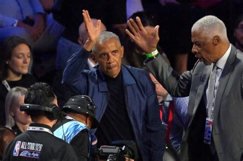 Nba Fans Mock Barack And Michelle Obamas Courtside Moment At All Star