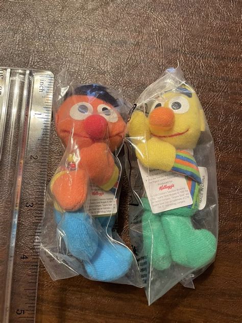 Mavin 1999 Kellogs Sesame Street Mini Beans Bert And Ernie 4”