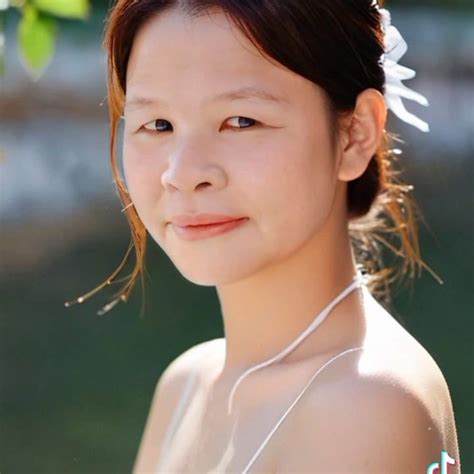 มาชมป่าแตงสวยๆจ้า ใกล้จะได้เก็บแล้วจ้า มาเด้อจ้า มาเก็บแตงซอยกัน เก็บความหลายใจ ไปใช้ที่อื่น