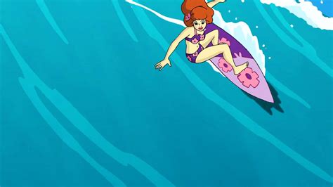 Aloha Scooby Doo Daphne Surfando Whos A Scooby Doo Villian Who You