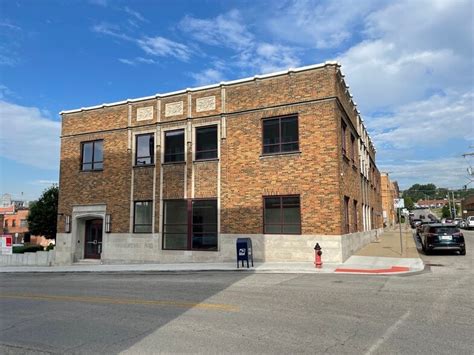 1800 Wyandotte St Kansas City Mo 64108 Paramount Pictures Building