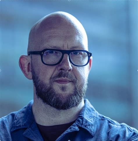 Sj Watson Author Of Before I Go To Sleep