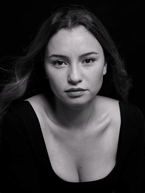 Sedef Çalışır Tr