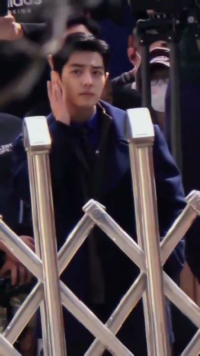 肖战 《梦中的那片海》拍摄花絮 后期呢子大衣 Xiaozhan 肖战 Youtube