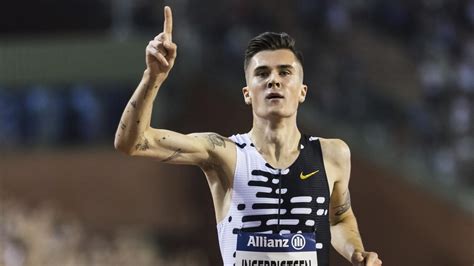 Ingebrigtsen Smashes 2 000 Meter World Record At Brussels Diamond League Meet Sportstar
