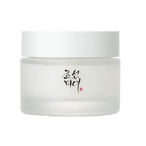 The 14 Best Korean Moisturizers Hands Down Who What Wear