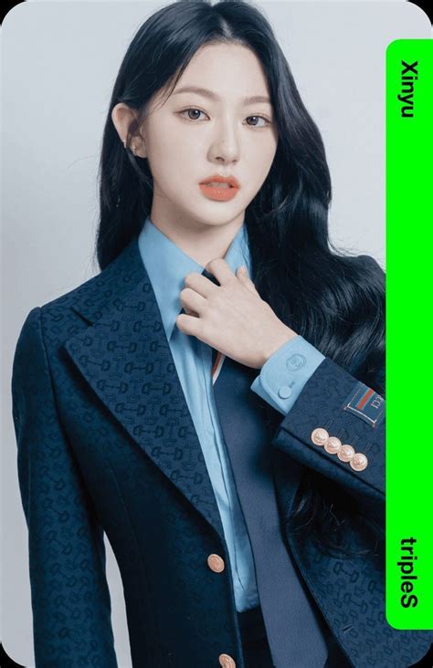 Xinyu Binary01 First Class Objekt 2 So Hyun Triples Zhou Xinyu