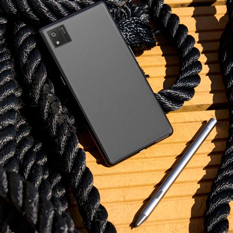 Boox P6 Pro Brings Color E Ink And 5g Data To Pocket Sized Reading