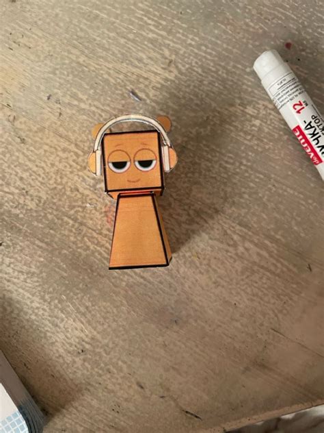 Sprunki Papercraft Шаблон бумажной куклы Винтажные бумажные поделки Бумажные поделки