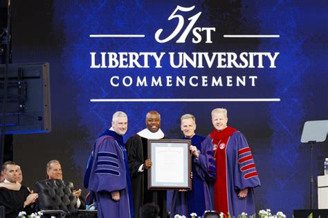 Us Sen Tim Scott Delivers Commencement Keynote Address At Liberty