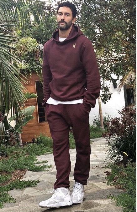 Descubra 180 Ideias De Noah Homens Noah Mills Poses De Fotografia Masculina E Muito Mais