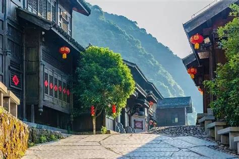 被《国家地理》评为中国最美的乡村有多绝~快来这里看花海吧！