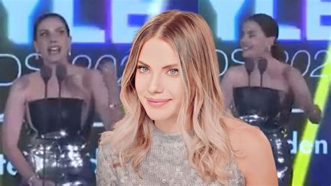 Actress Eda Ece Insulted The Government At An Award Ceremony