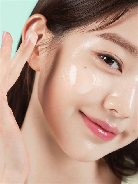 Ive Wonyoung For Innisfree Retinol Cica Repair Ampoule Kpopping