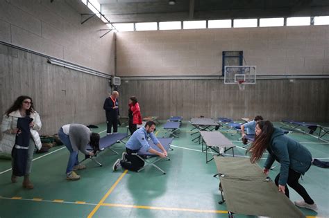 Foto Hub Per Gli Sfollati Allestito Allitis Di Ravenna Ravenna24oreit