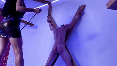 Evilwoman Punishing Slave In Latex Dress Fetish Chateau Dommes