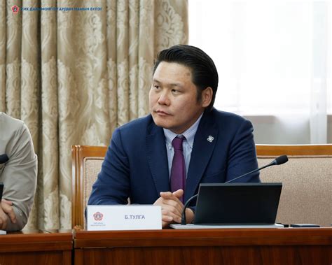 ФОТО УИХ дахь МАН ын бүлэг Ерөнхий сайдаар Г Занданшатарыг томилохыг дэмжлээ
