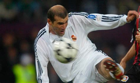 Real Madrid Zinedine Zidane Hizo Historia Como Jugador