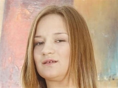Adelle R Hardchiks