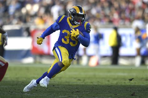 Cj Andersons Brain — Not His Frame — Turned Him Into An Invaluable